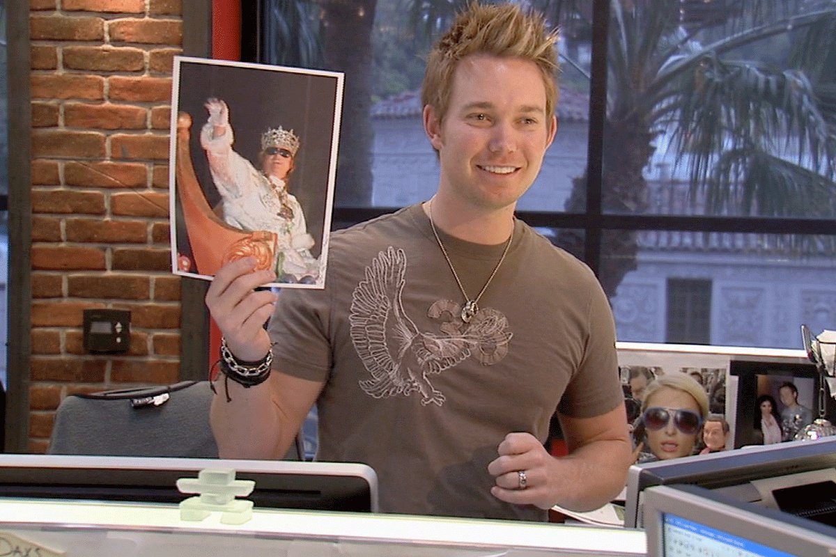 Dax Holt - Official Website